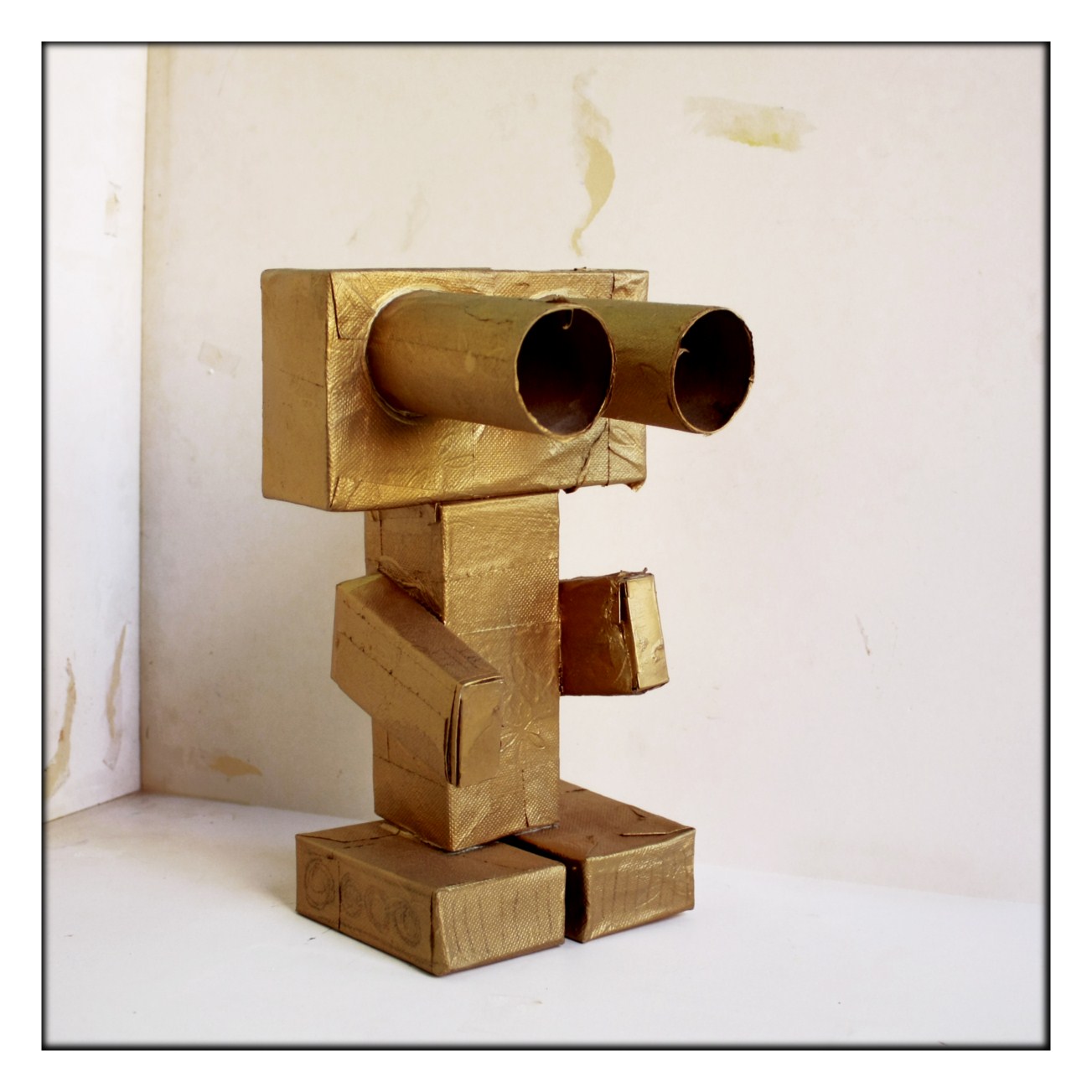 ROBOTS CON CAJAS | .imagenesola imagen y la educacion plastica y visual ...